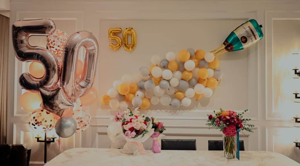 Come festeggiare i 50 anni in modo originale: le idee migliori - Cocooners